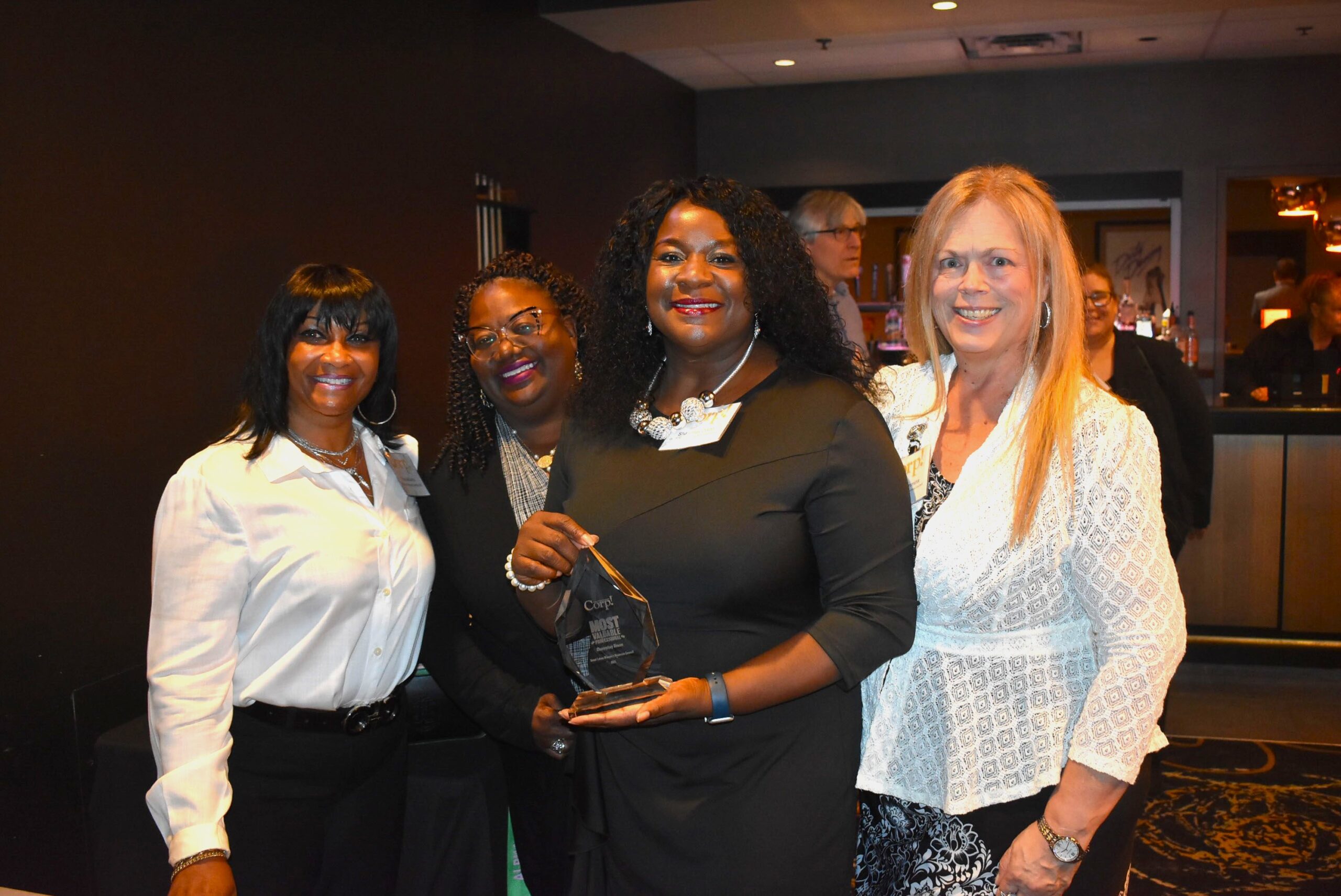 Shawntay Dixon Honored at Corp Magazine’s 2025 MVP Awards - Great Lakes WBC